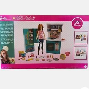 The Pioneer Woman | Other | New Pioneer Woman Ree Barbie Doll 3 Piece ...